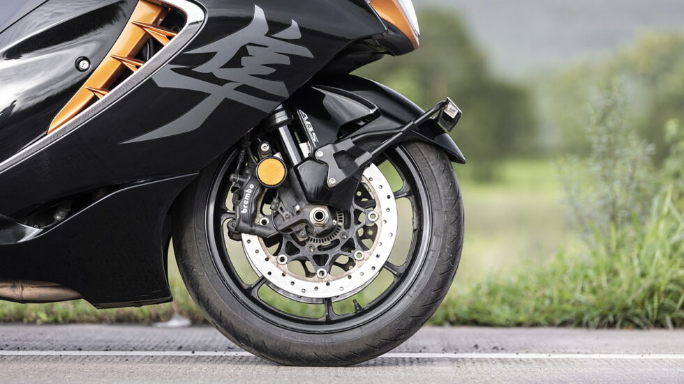 Suzuki Hayabusa - Specifications, features, Images - BikeKhoj