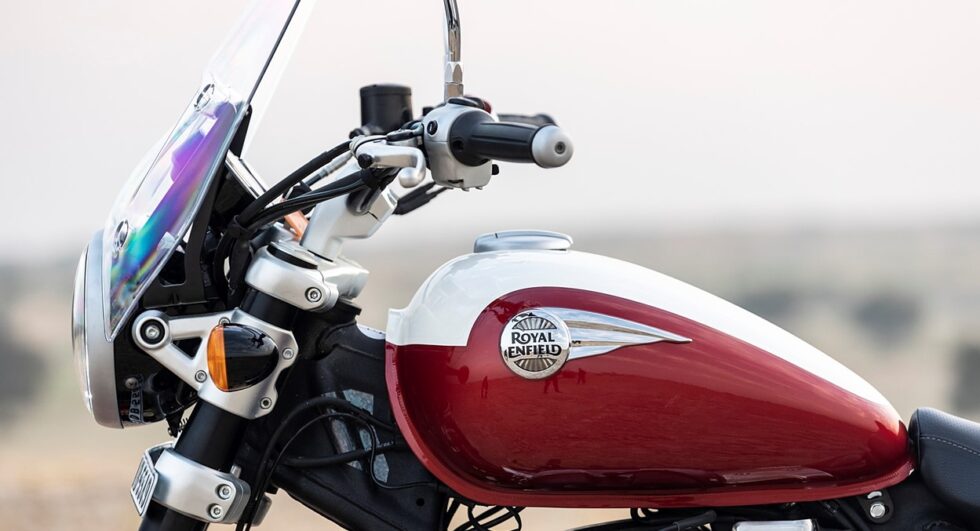 Royal Enfield Super Meteor 650 Price - Specifications, features, Images ...