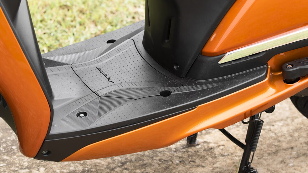 TVS Jupiter 125 Price - Specifications, features, Images - BikeKhoj