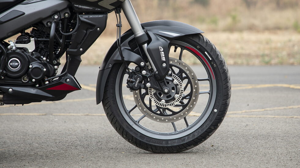 Bajaj Pulsar NS160 (BS6), Specifications, features, Images - BikeKhoj
