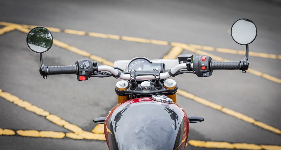 Triumph Speed 400 Price - Specifications, features, Images - BikeKhoj