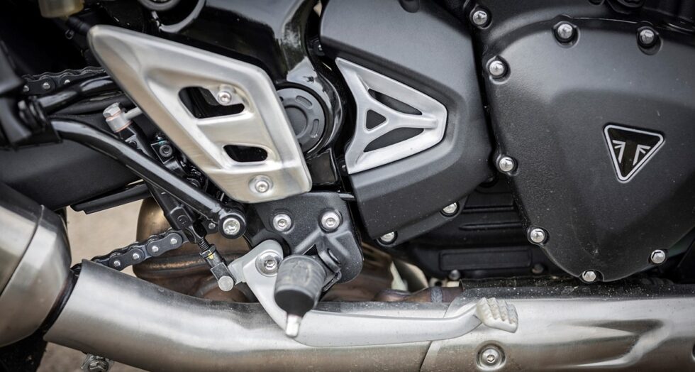 Triumph Speed 400 Price - Specifications, features, Images - BikeKhoj