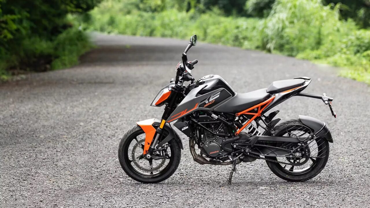 KTM 160 Duke Price - Specifications, Features, Mileage - BikeKhoj